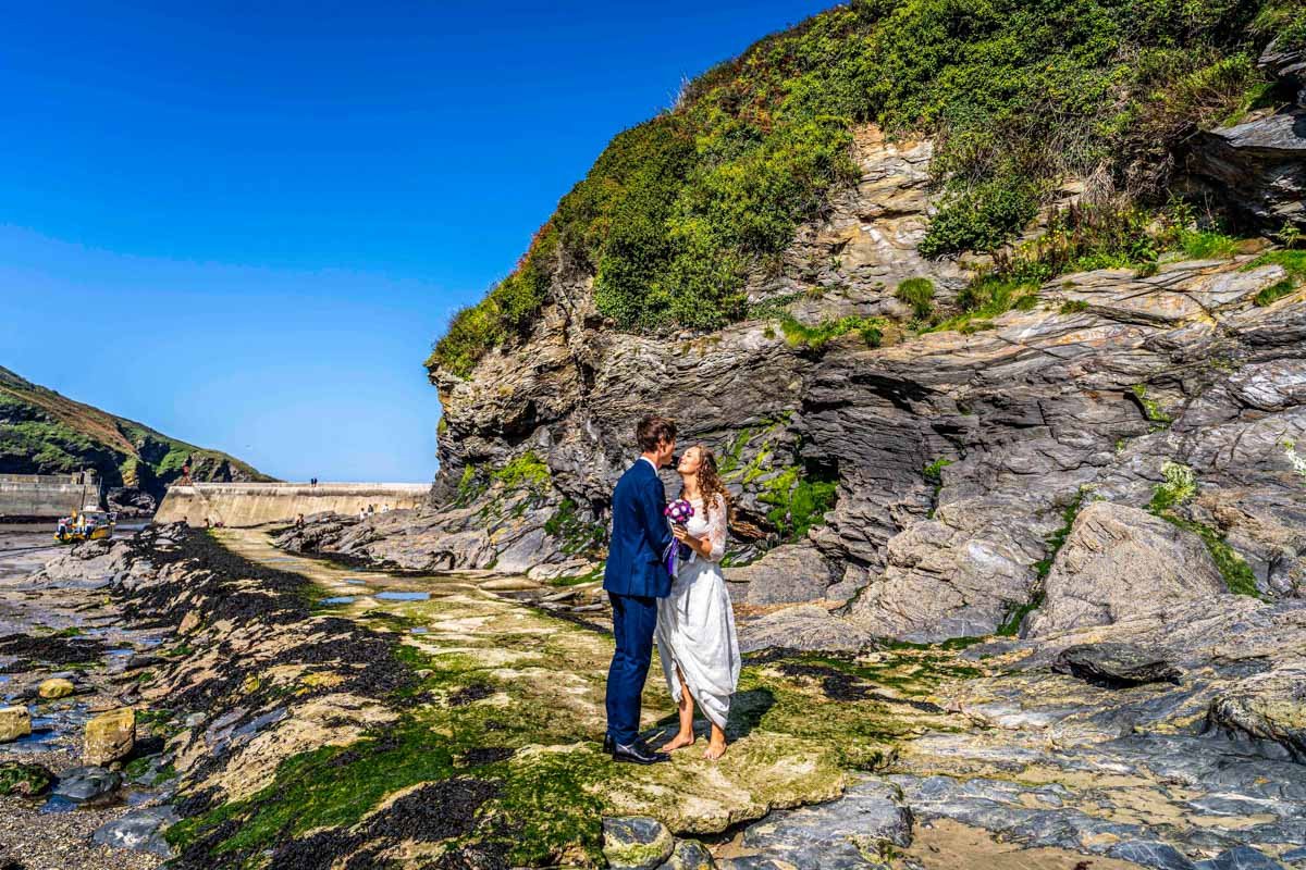 Hannah and Dans Port Isaac Wedding - Cornwall Wedding Photographer ...